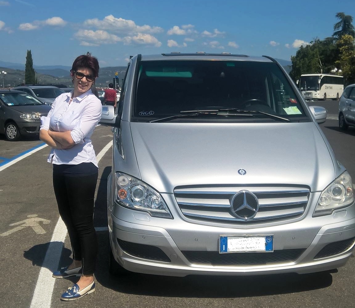 Valentina Sarti: donne al volante? Certo che sì... anche per lavoro ...